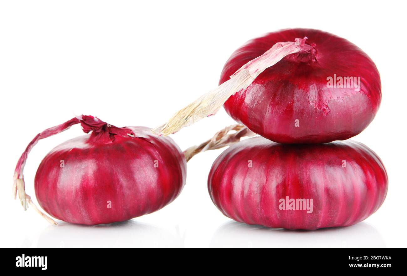 Fresh red onions isolated on white Stock Photo - Alamy