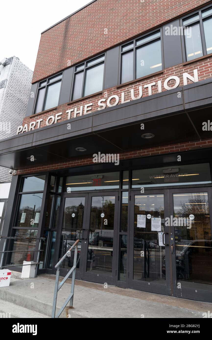 Food donation 2020 hi-res stock photography and images - Alamy