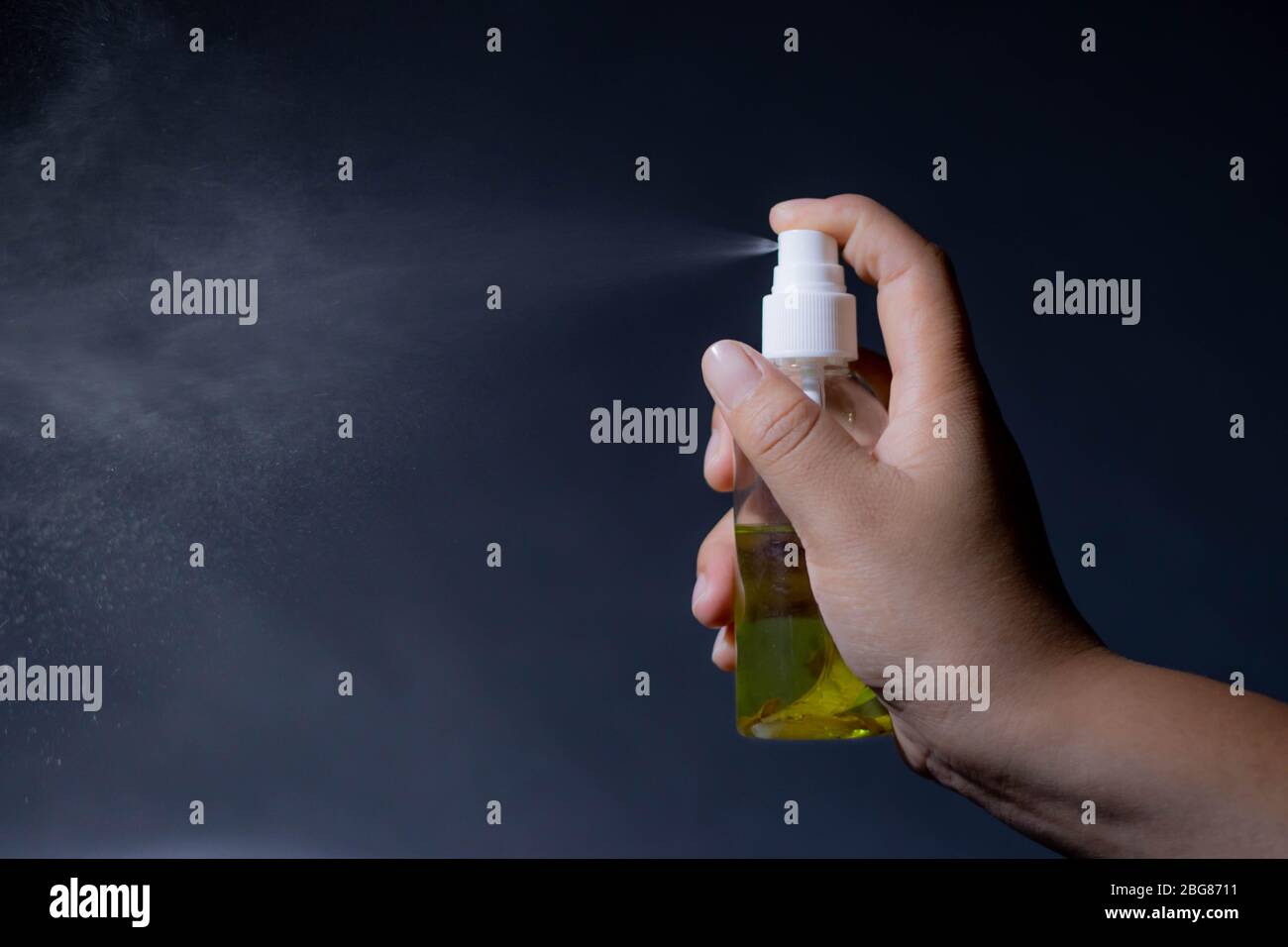 Rociar alcohol hi-res stock photography and images - Alamy