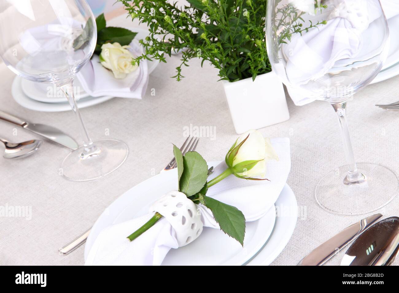 Table arrangement in restaurant Stock Photo - Alamy