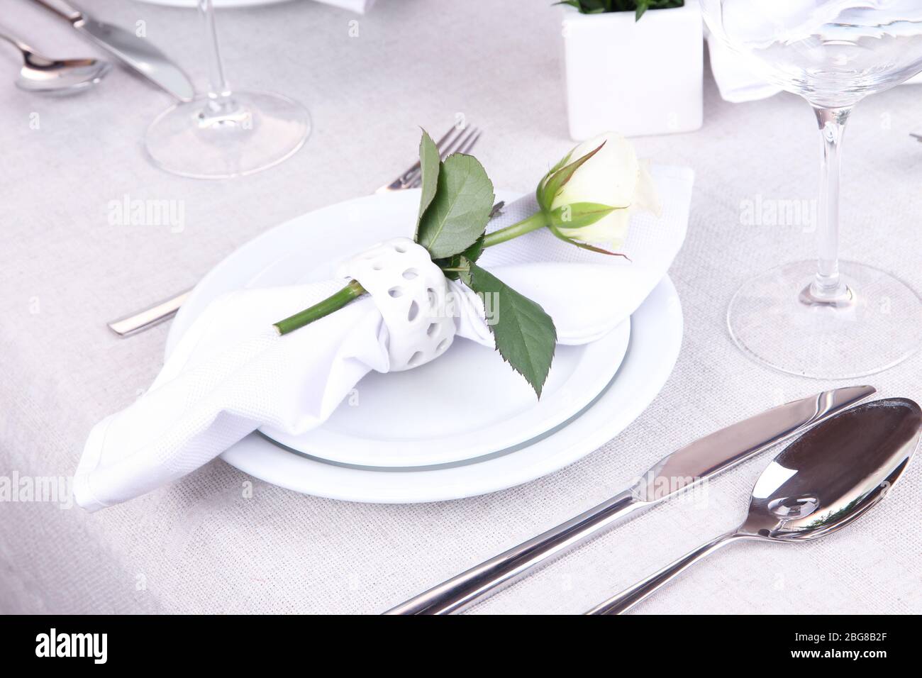 Table arrangement in restaurant Stock Photo - Alamy