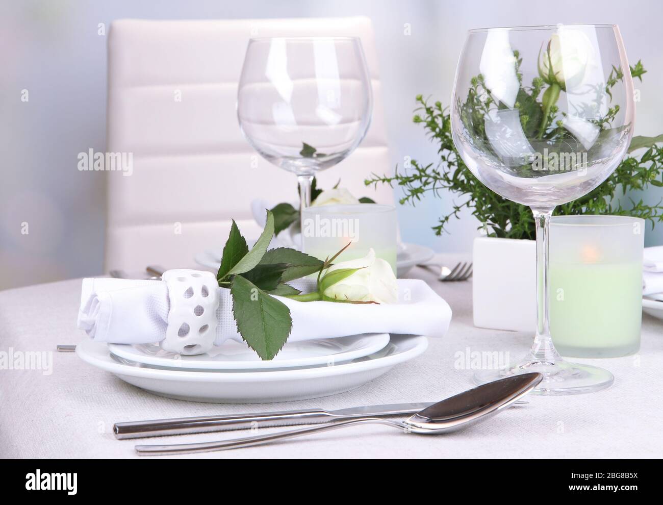 Table arrangement in restaurant Stock Photo - Alamy