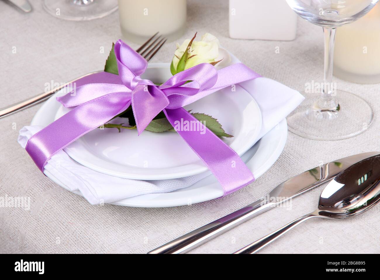Table arrangement in restaurant Stock Photo - Alamy