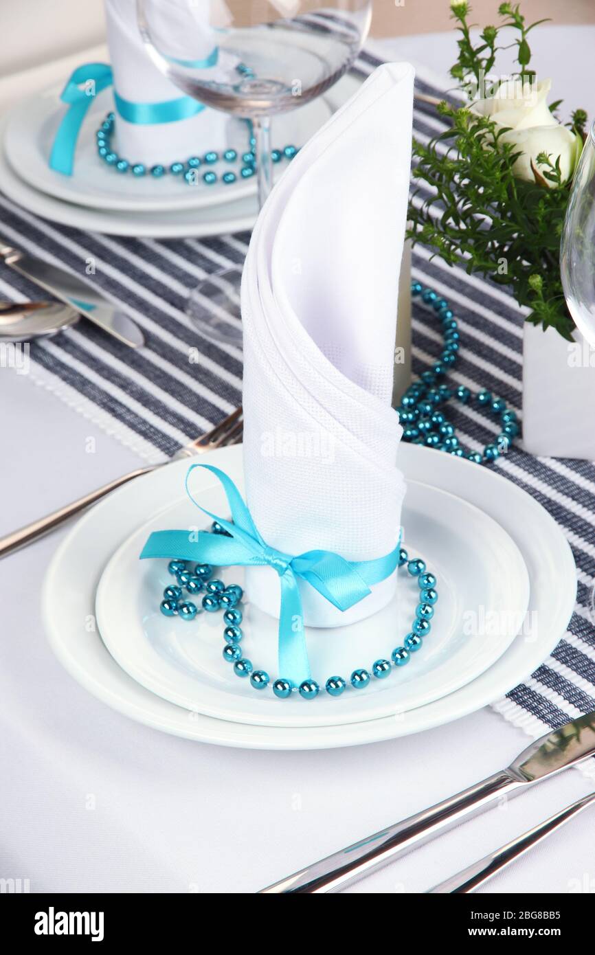 Table arrangement in restaurant Stock Photo - Alamy