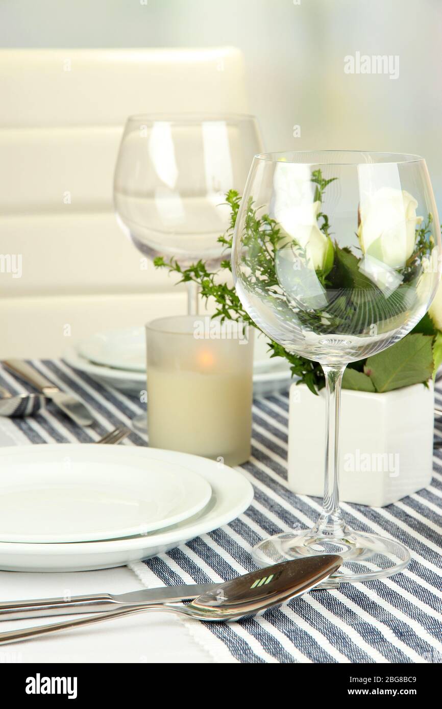 Table arrangement in restaurant Stock Photo - Alamy