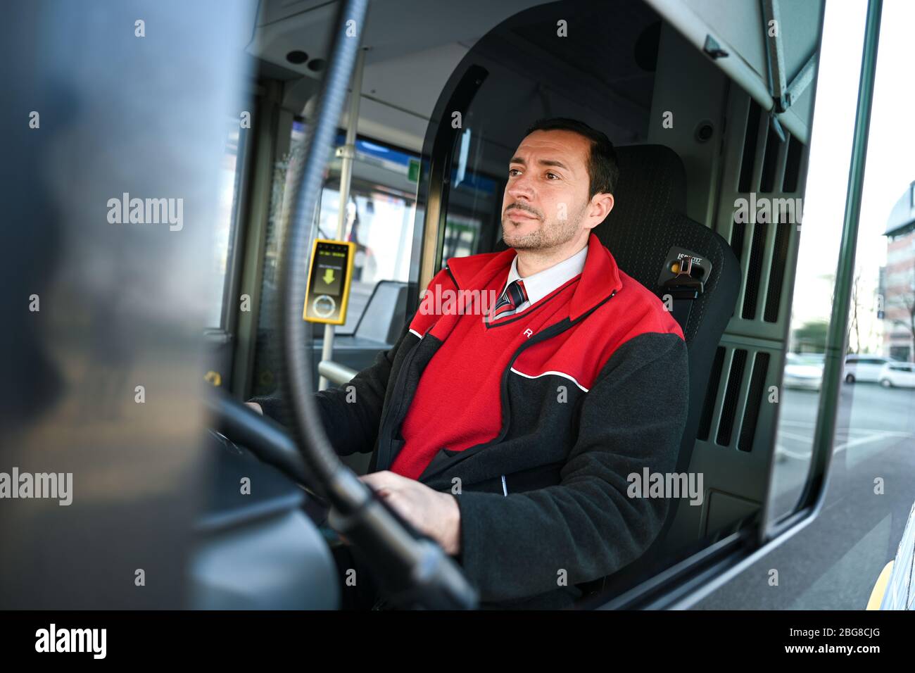 Friedrichshafen, Germany. 07th Apr, 2020. Zoran Djuric, bus driver of ...