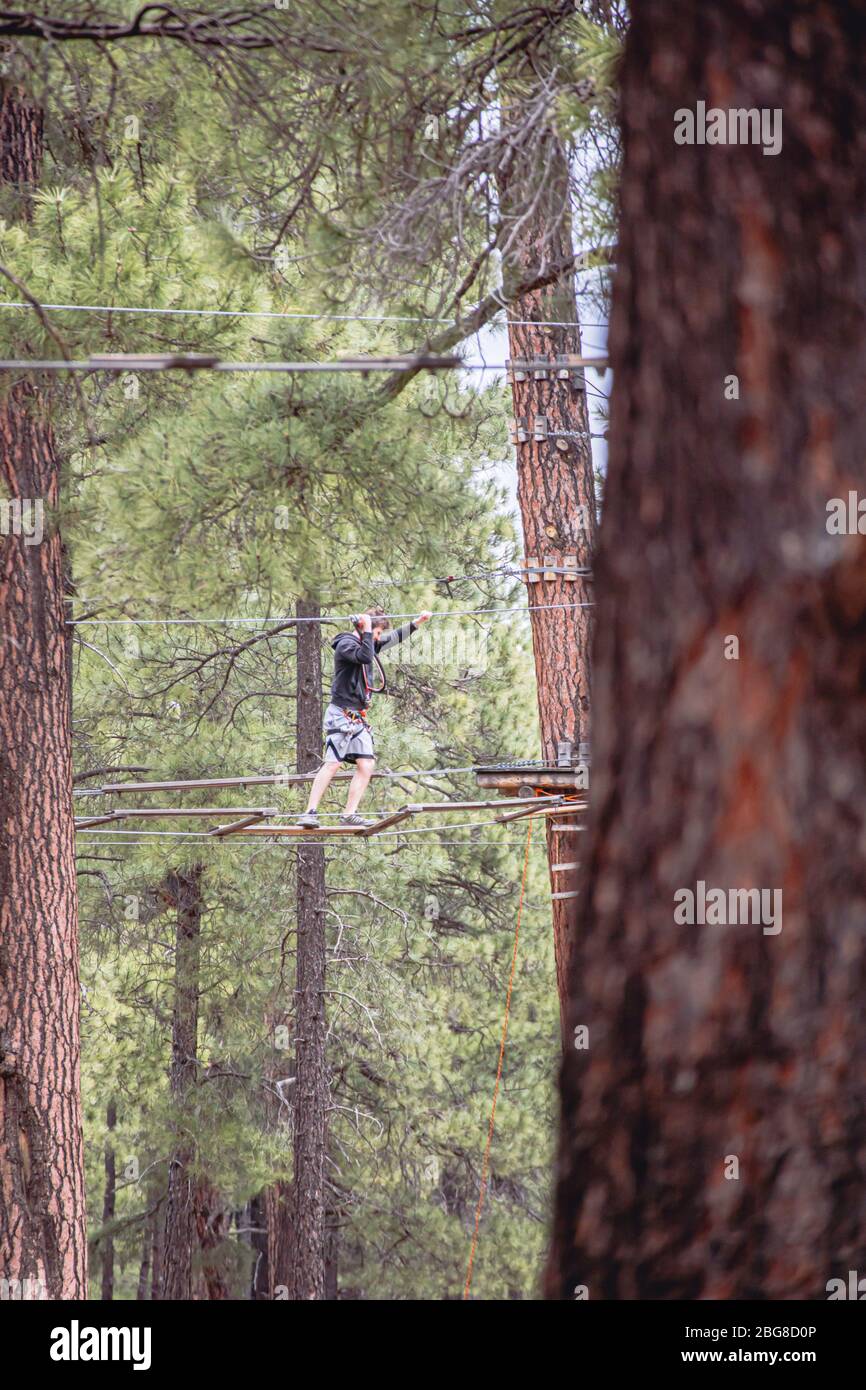 Rope bridges hi-res stock photography and images - Alamy