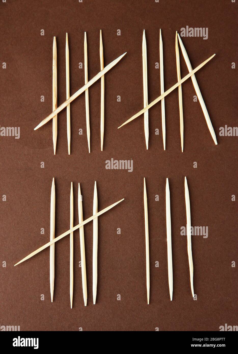 Crowd counting hi-res stock photography and images - Alamy