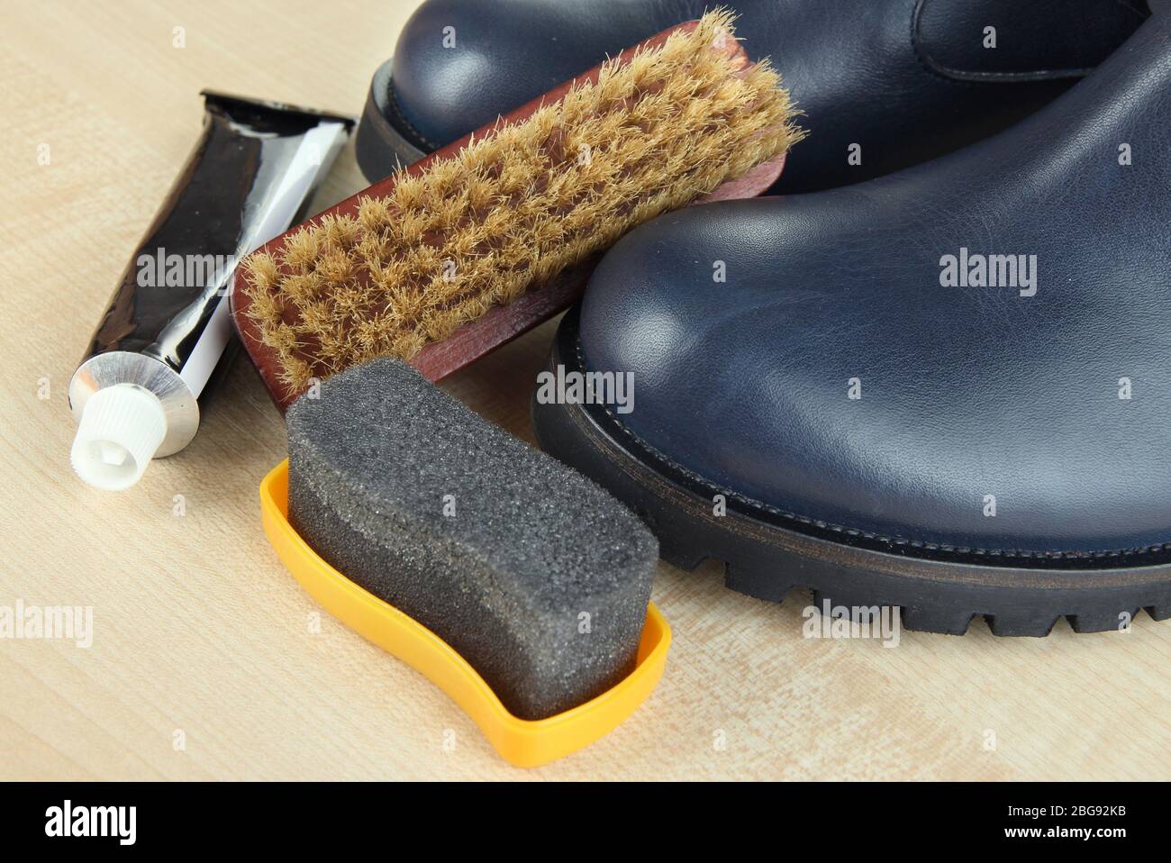 Shoe polishing close up Stock Photo - Alamy