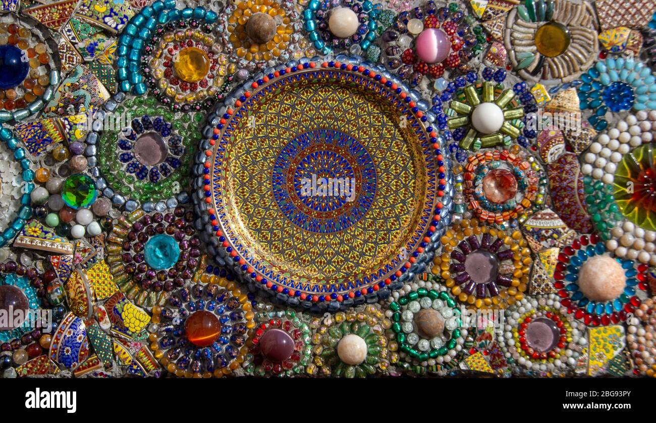 Plastic jewelry hi-res stock photography and images - Alamy