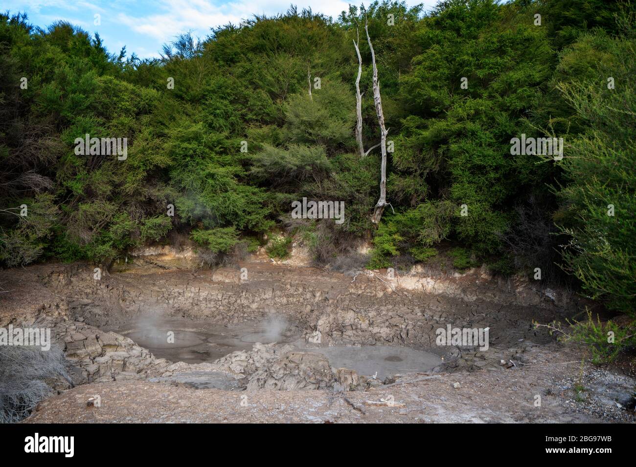 Thermal pools new zealand hi-res stock photography and images - Alamy