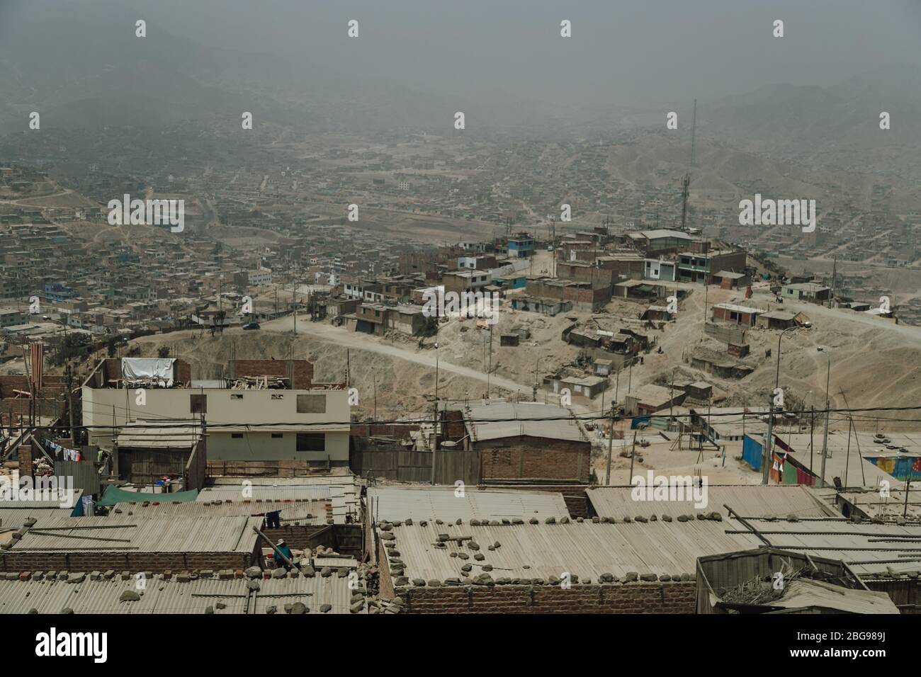 Lima poverty hi-res stock photography and images - Alamy