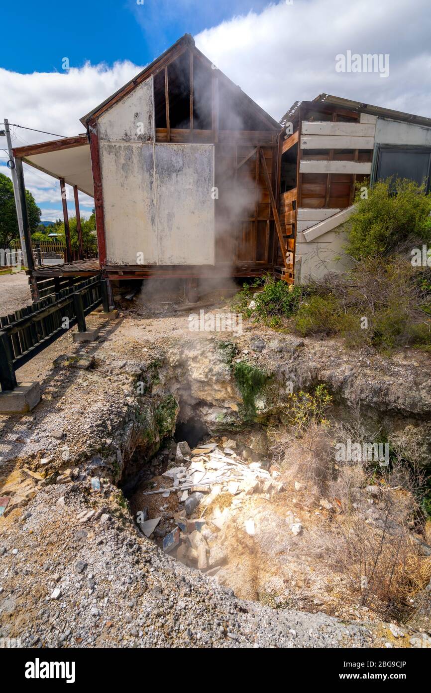 Geothermal activity new zealand hi-res stock photography and images - Alamy