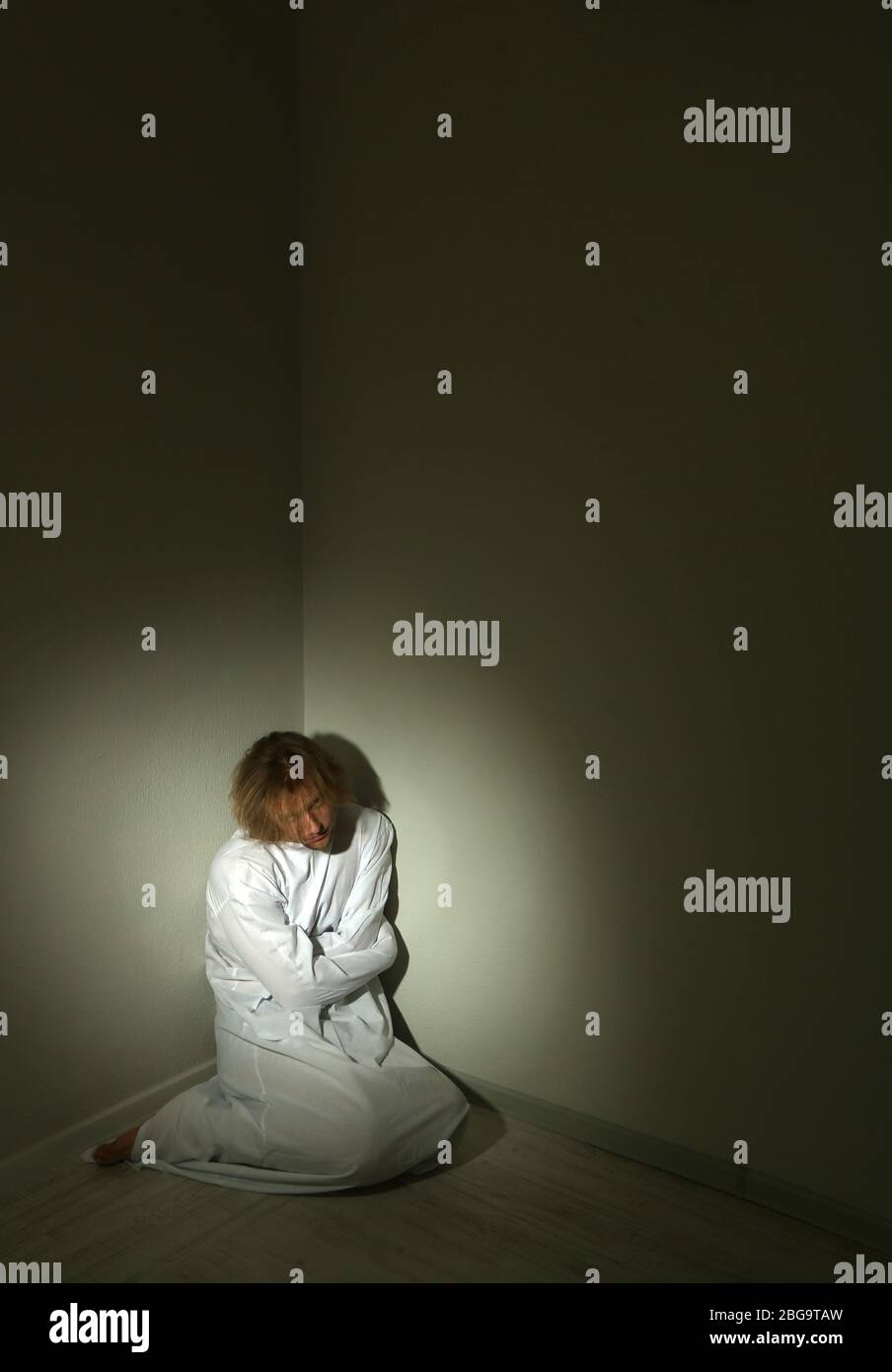 Restraint jacket hospital hi-res stock photography and images - Alamy