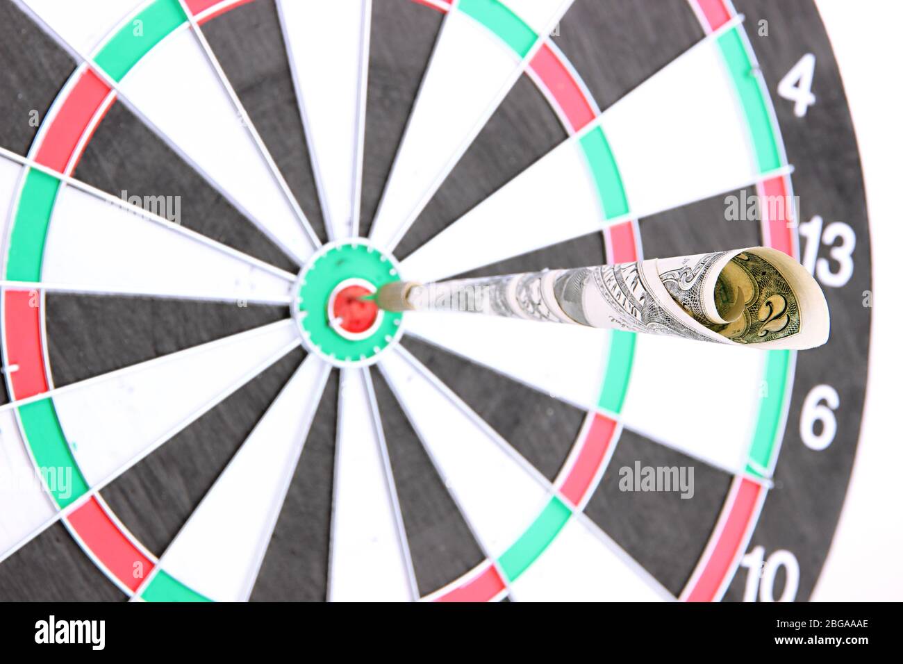 Money dart and target close up. Concept of success Stock Photo - Alamy