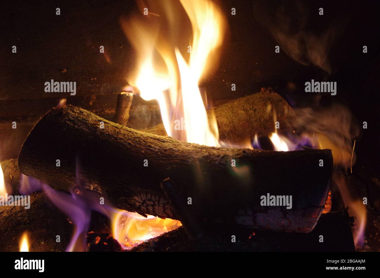Beautiful hot fire burning hi-res stock photography and images - Alamy