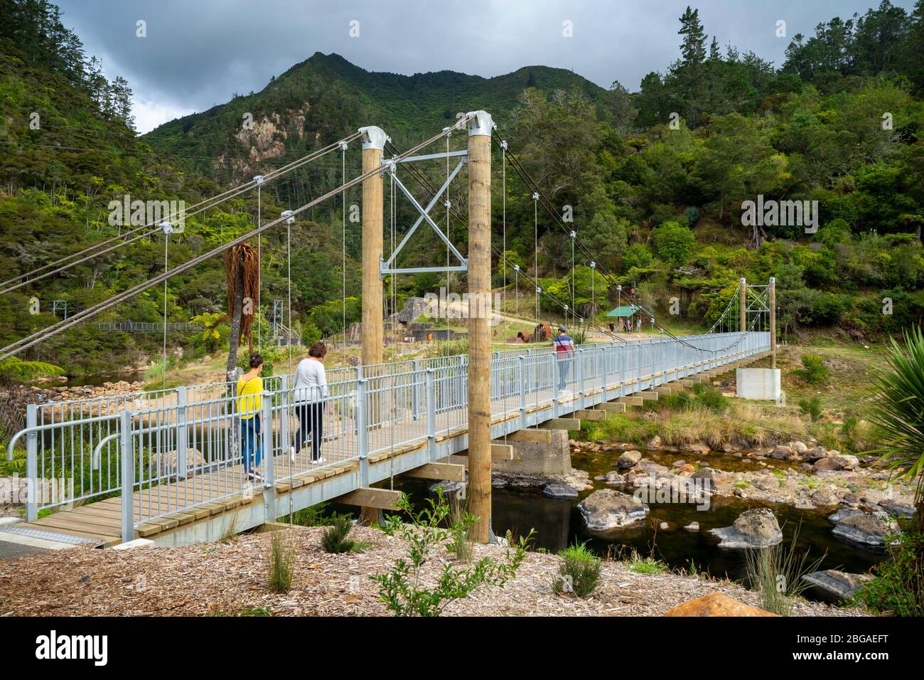 Pedestrian suspension bridge over Ohinemuri River, Karangahake Gorge ...