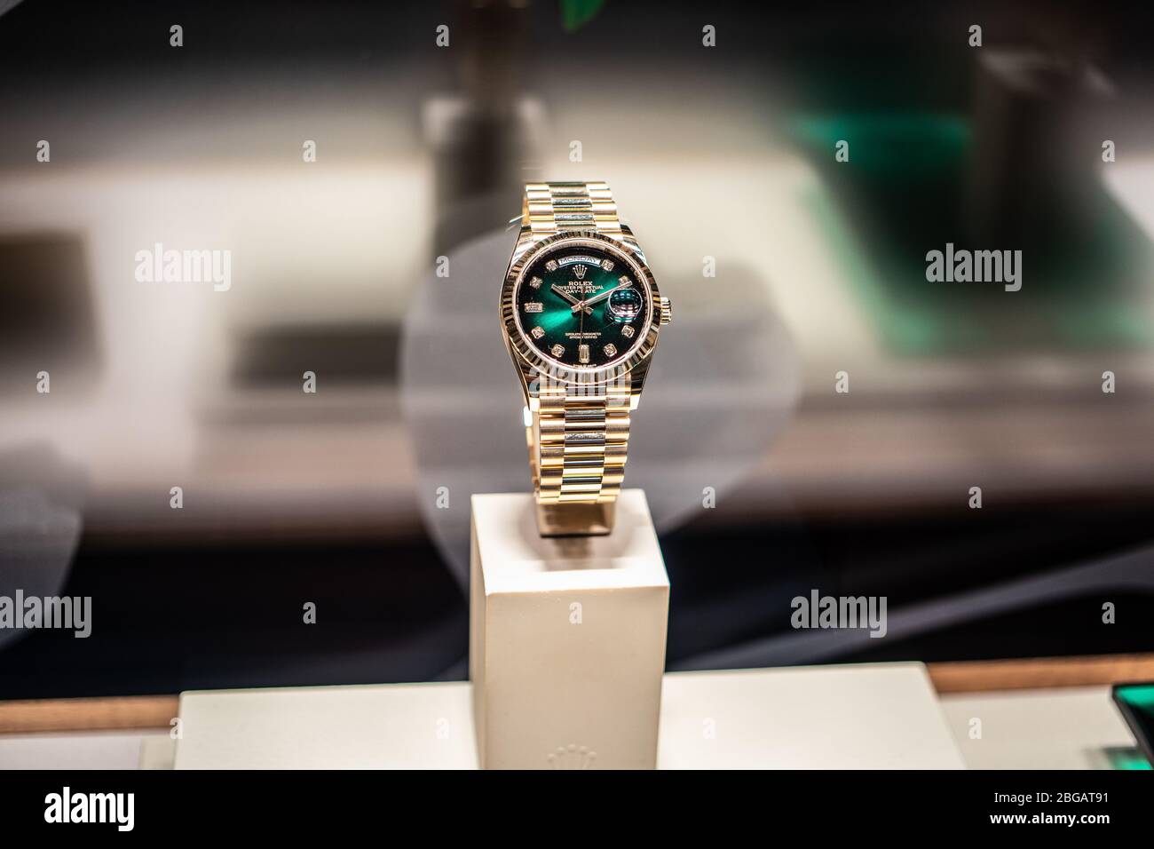 Rolex wall clock hi-res stock photography and images - Alamy