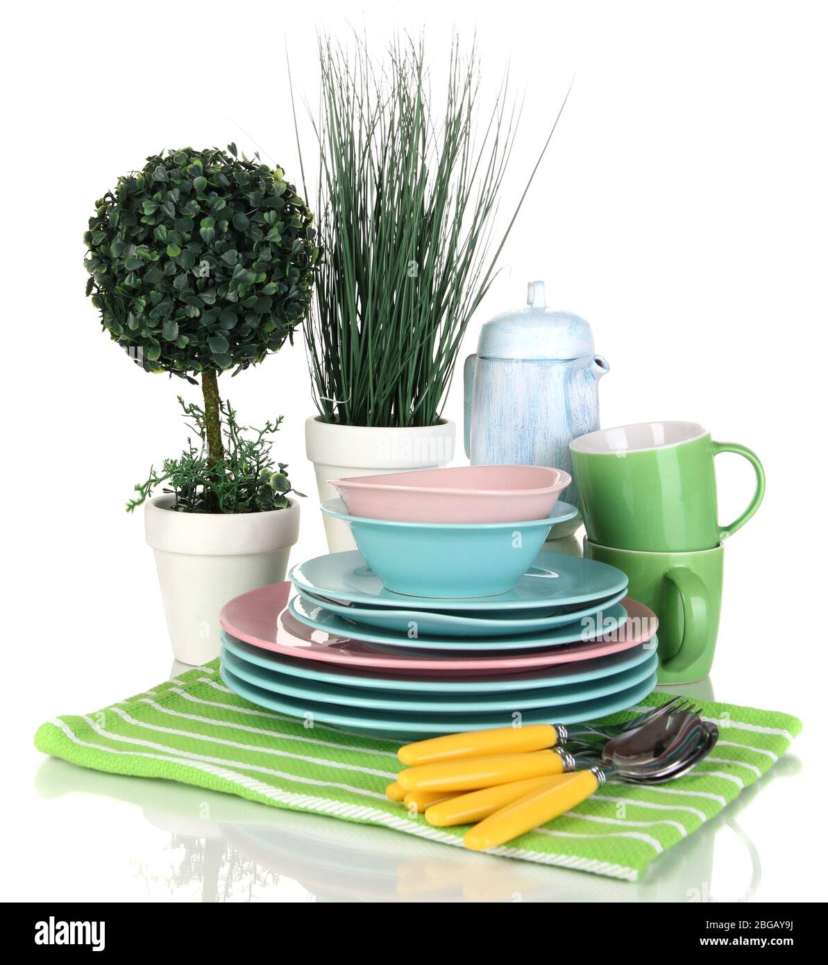 Clean dishes isolated on white Stock Photo - Alamy