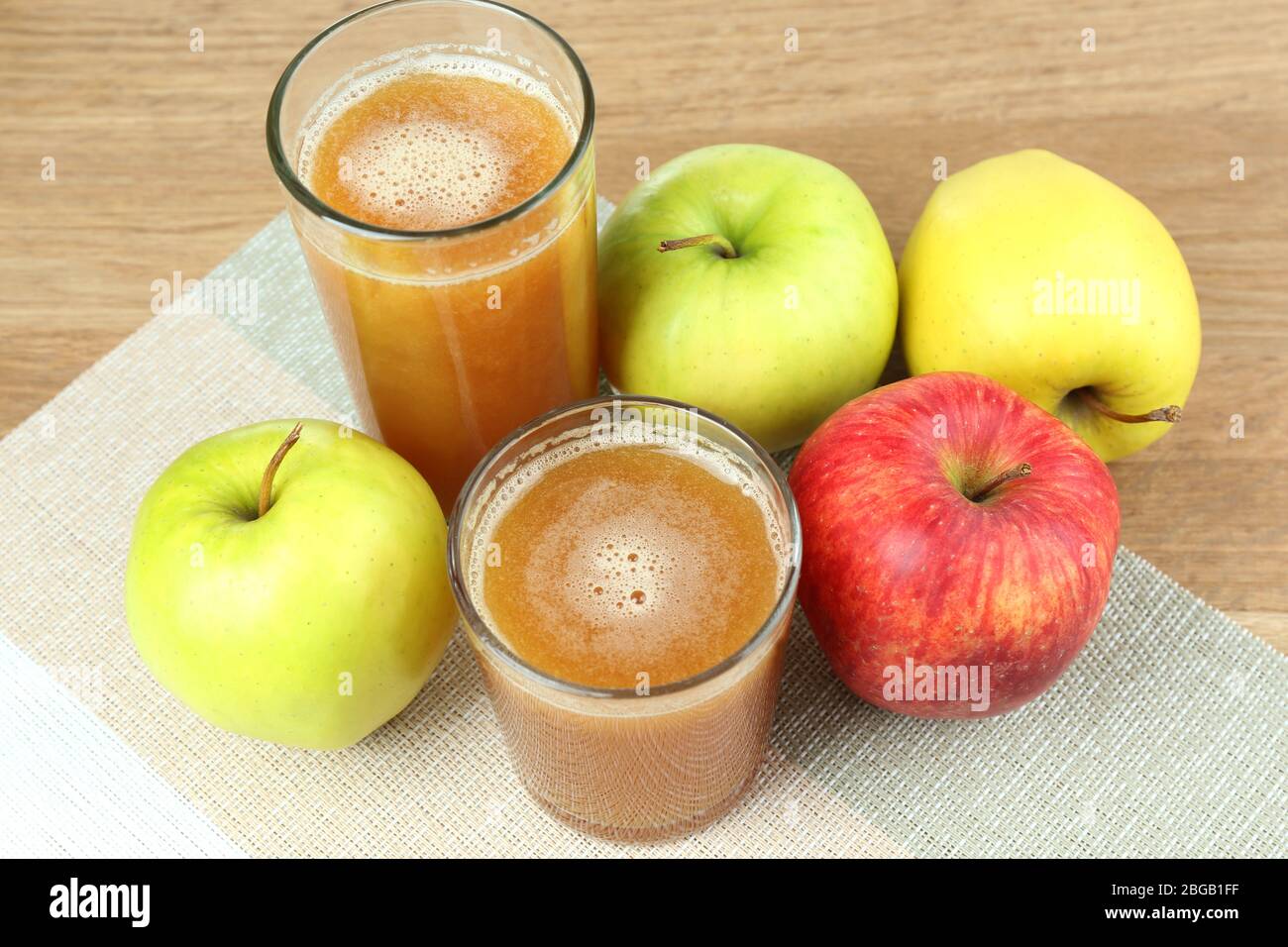 Healthy fresh juice of apples close up Stock Photo - Alamy