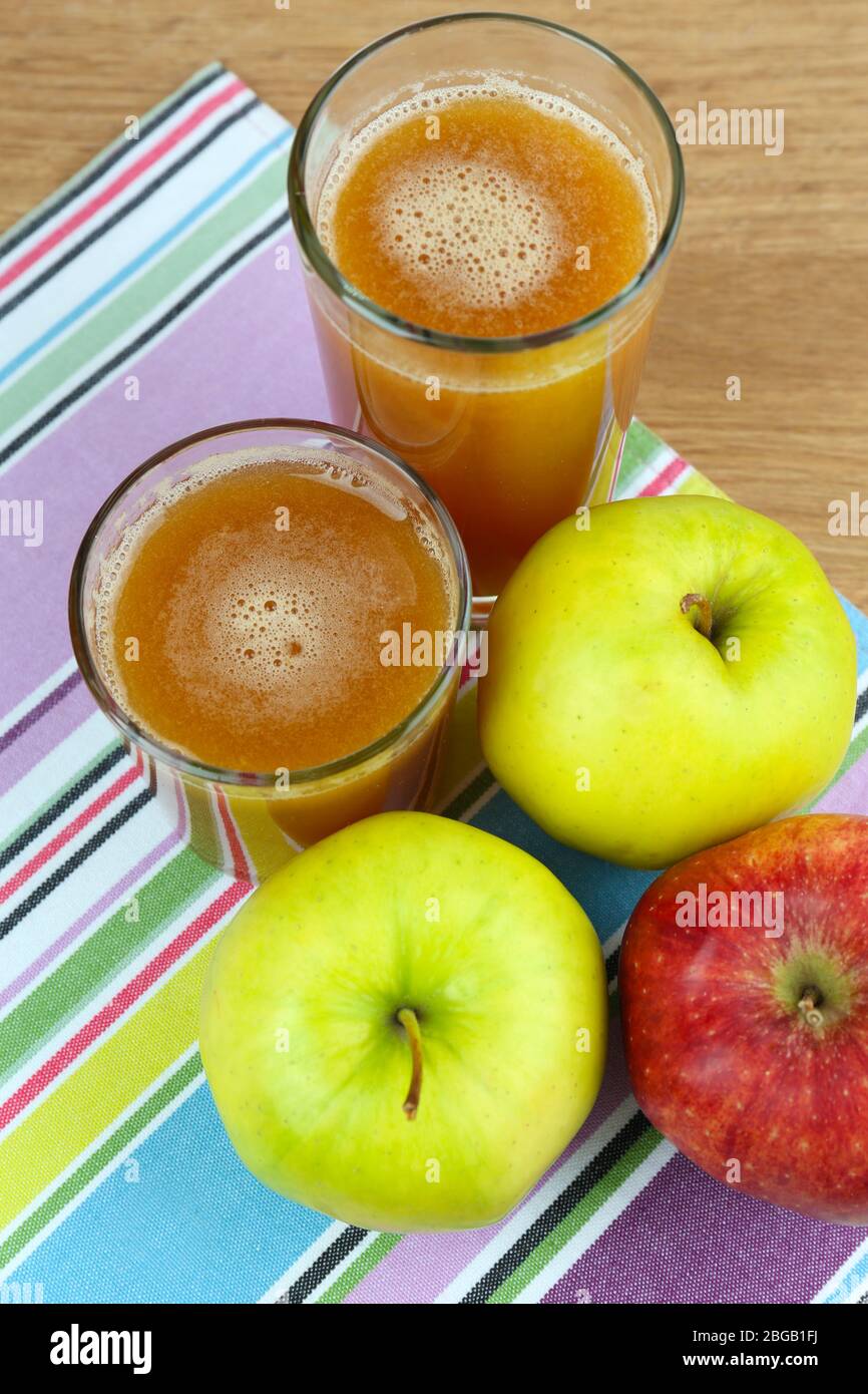 Healthy fresh juice of apples close up Stock Photo - Alamy
