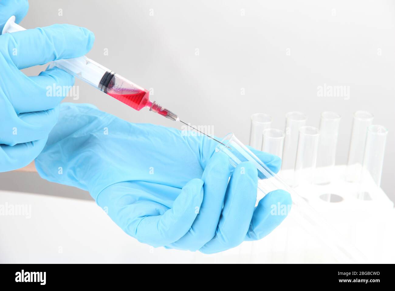 Sample handling hi-res stock photography and images - Alamy