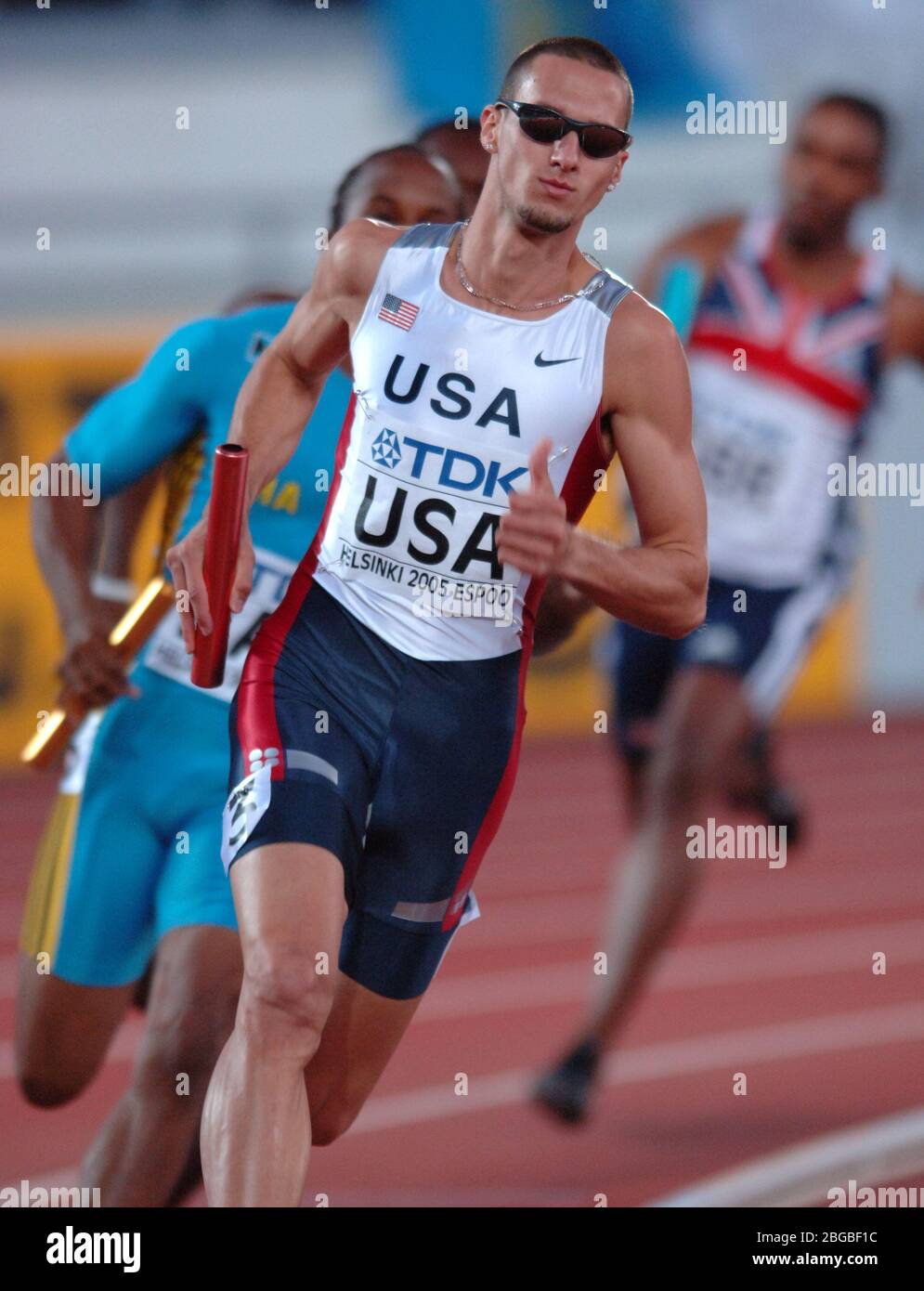 Helsinki, Finland. 15th Aug, 2005. Jeremy Wariner anchors victorious ...