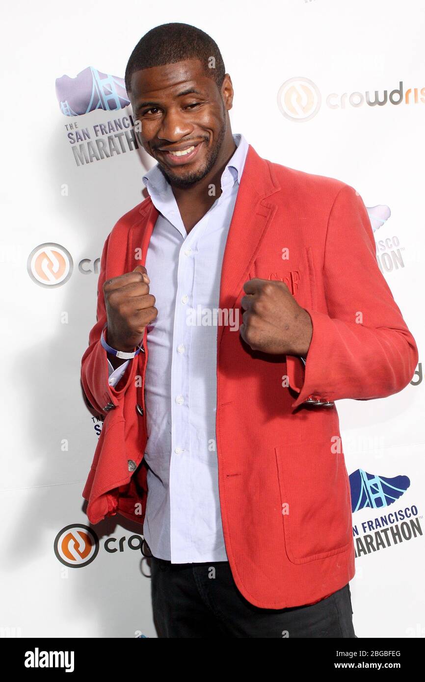 New York, NY, USA. 5 November, 2010. USA Olympic boxer, Eric Kelly at ...