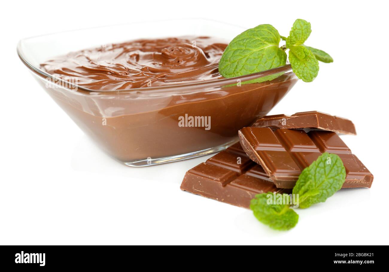 Chocolate cream in bowl isolated on white Stock Photo - Alamy