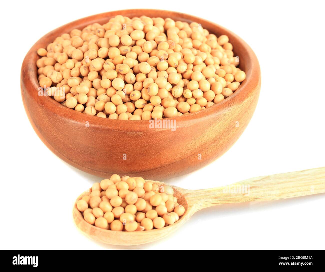 Raw soybeans in bowl isolated on white Stock Photo - Alamy
