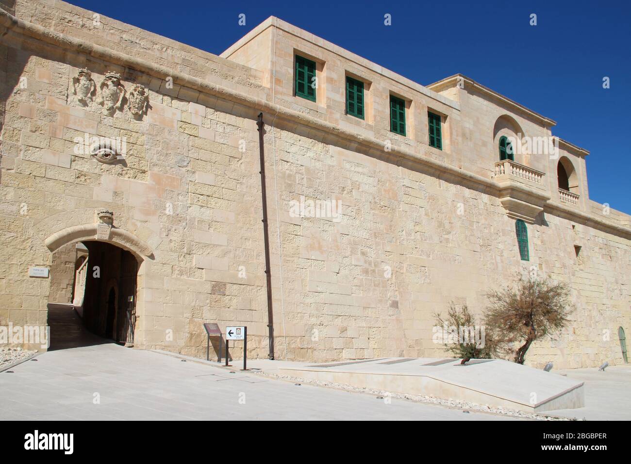 saint-elmo fort in valletta (malta Stock Photo - Alamy