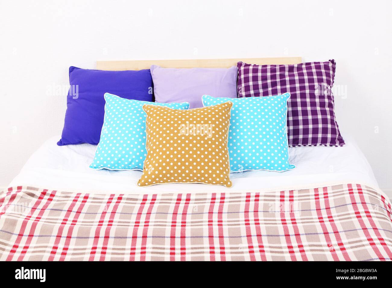 Bedroom suite with purple color hi-res stock photography and images - Alamy