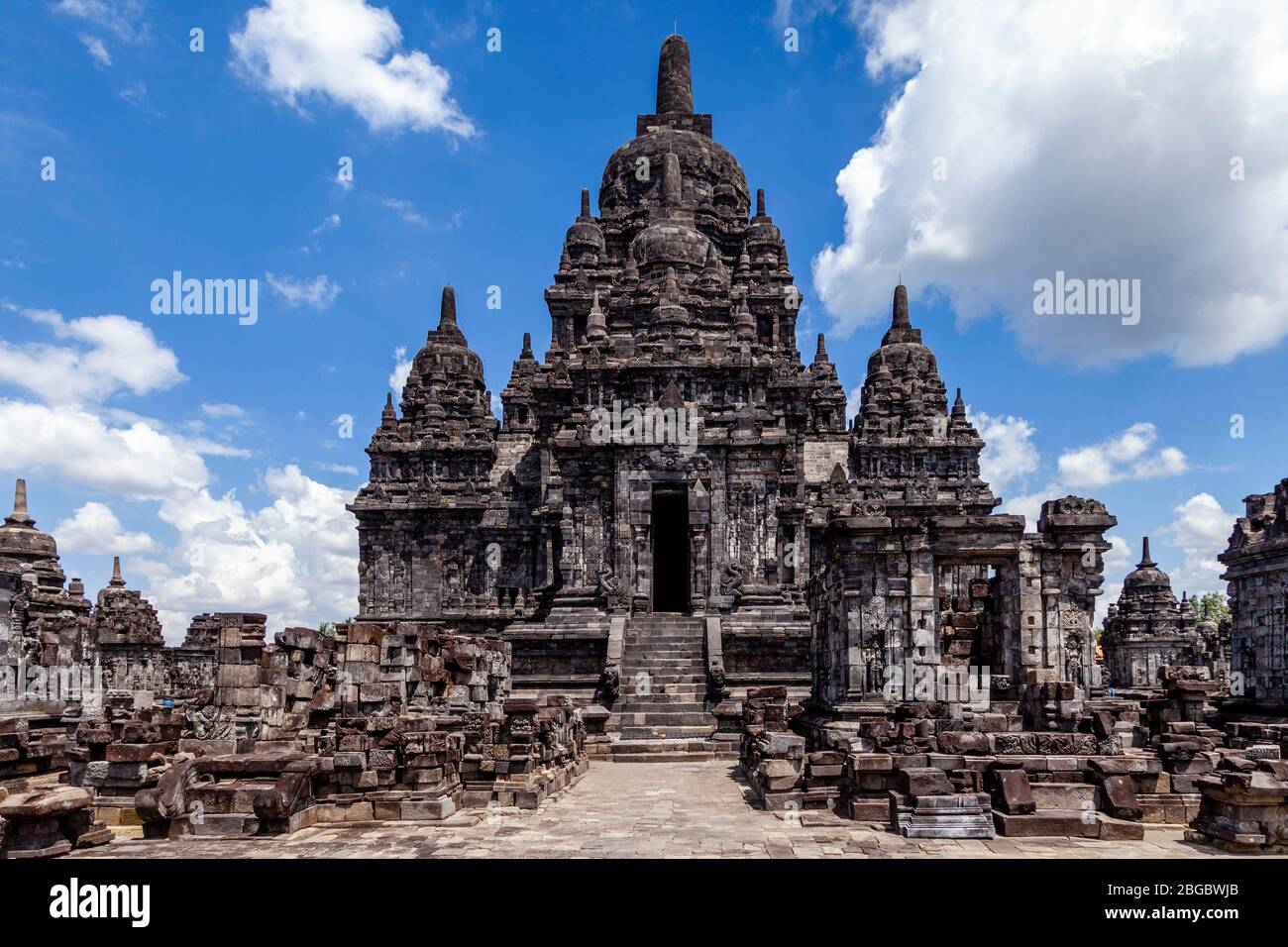 Candi Sewu Buddhist Temple, The Prambanan Temple Compounds, Yogyakarta ...