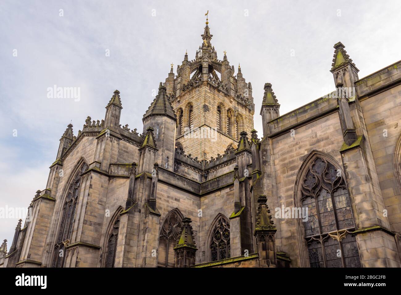 Edinburgh, Scotland - Dec 2018. View of St Giles' Cathedral on the ...