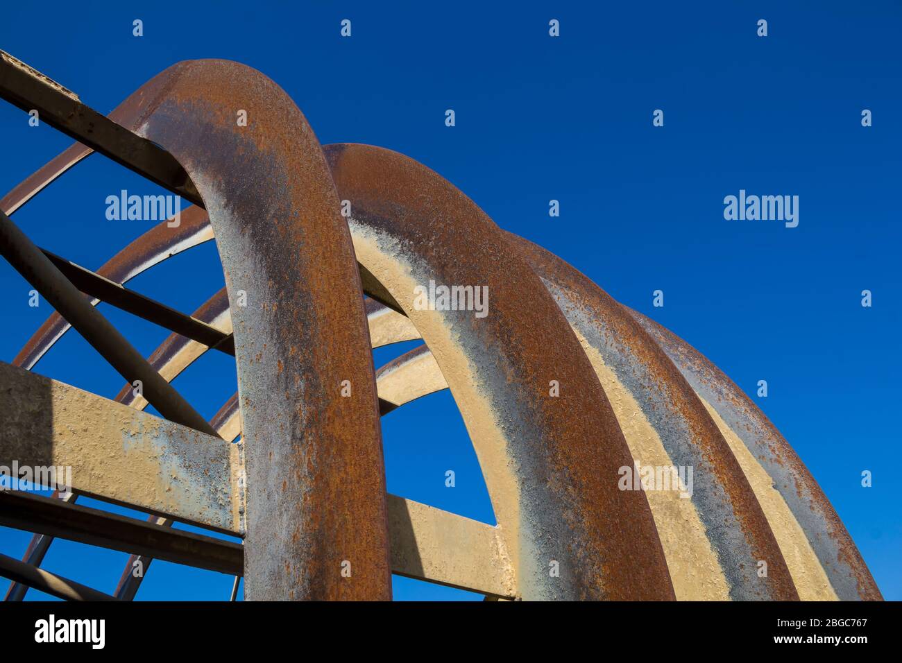 Iron parts hi-res stock photography and images - Alamy