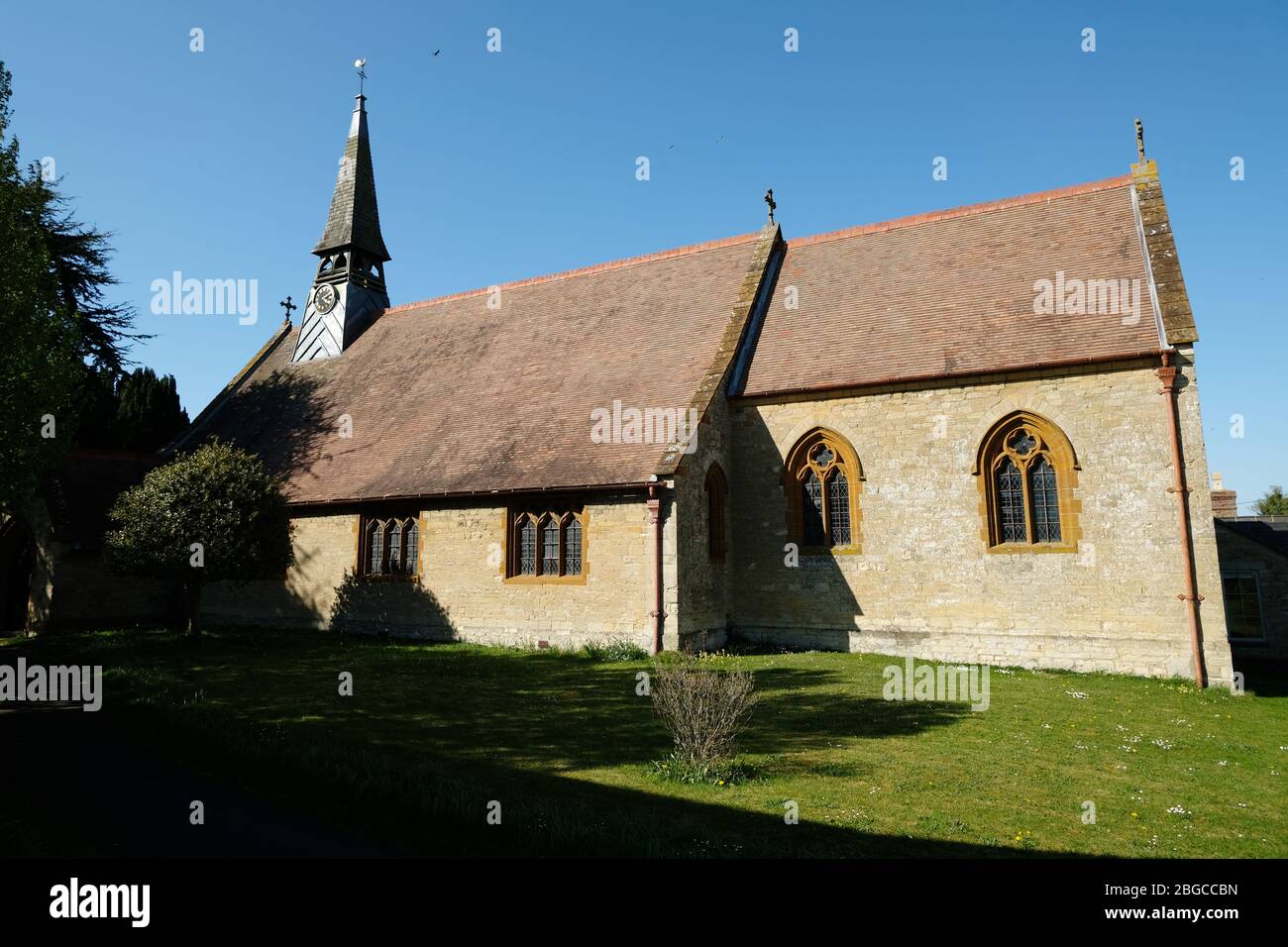 Silverstone Village St Michael's Church Stock Photo - Alamy