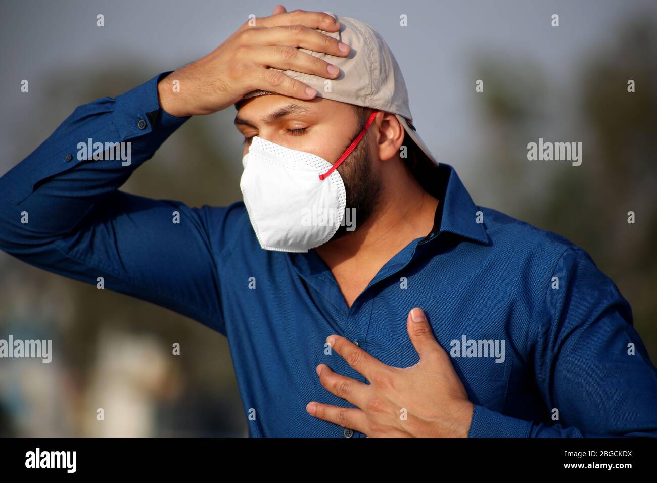 Pollution mask india hi-res stock photography and images - Alamy