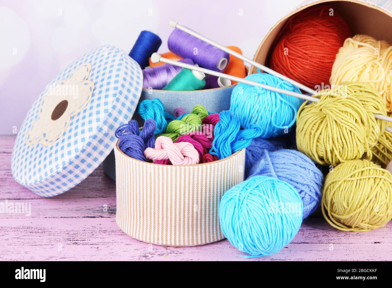 Spokes Boxes High Resolution Stock Photography and Images - Alamy