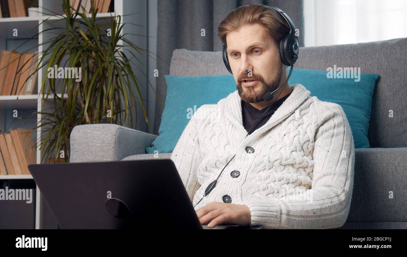 Teleworking sofa hi-res stock photography and images - Alamy