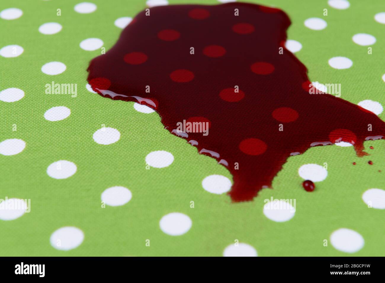 Damaged table cloth hi-res stock photography and images - Alamy