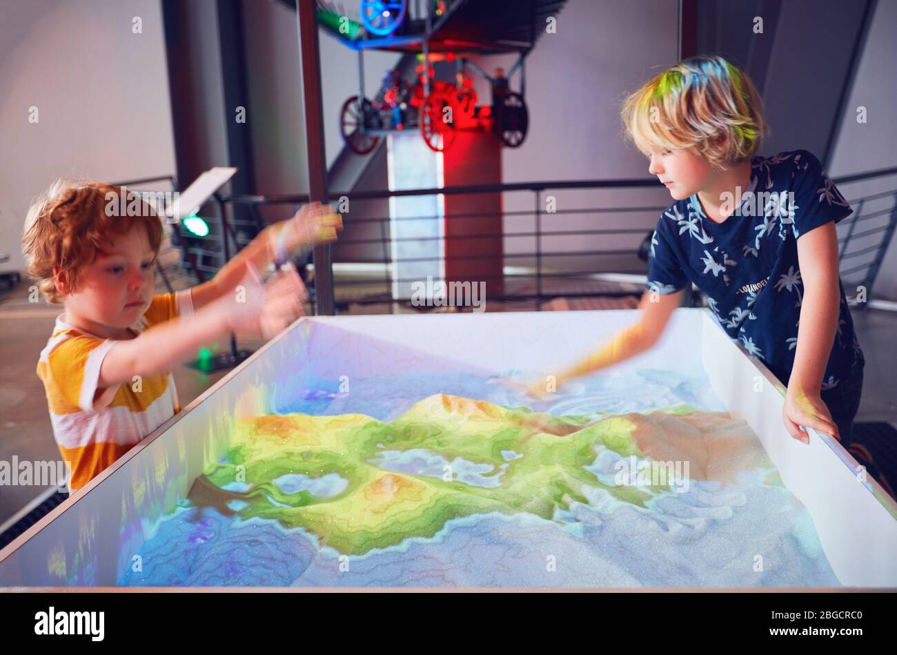 Child map museum hi-res stock photography and images - Alamy