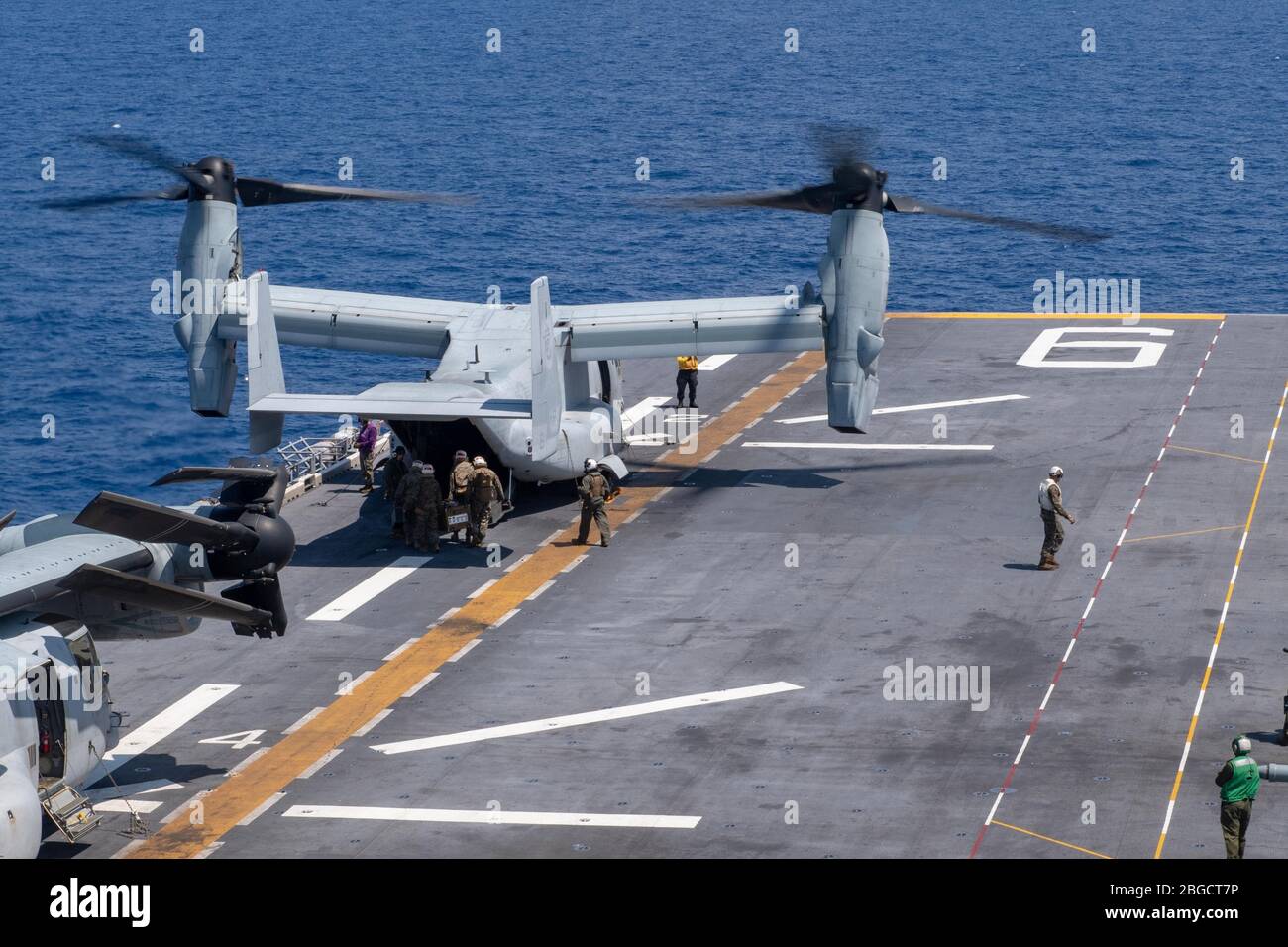 Marines assigned to the 31st marine expeditionary unit hi-res stock ...
