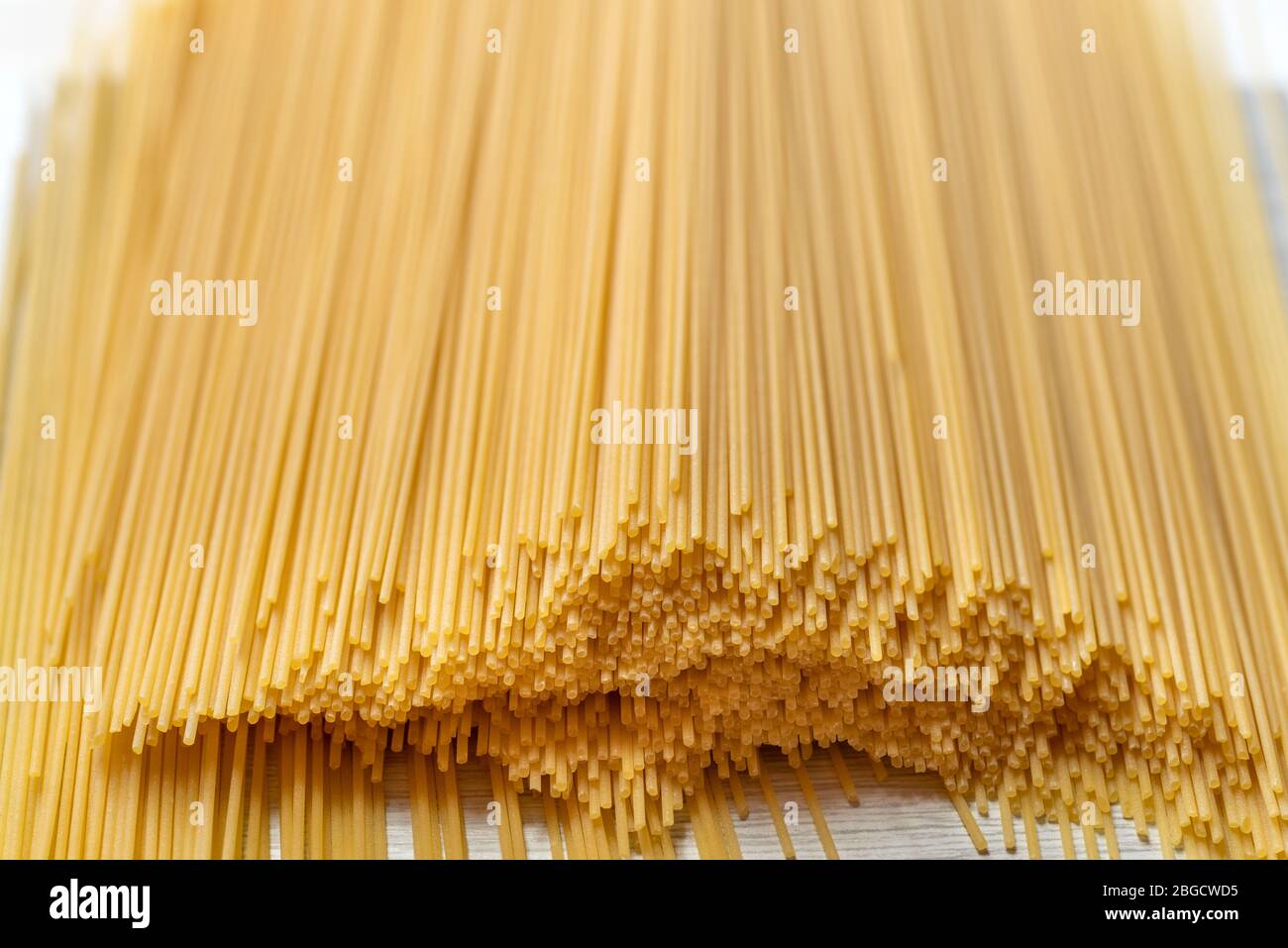 Dry spaghetti hi-res stock photography and images - Alamy
