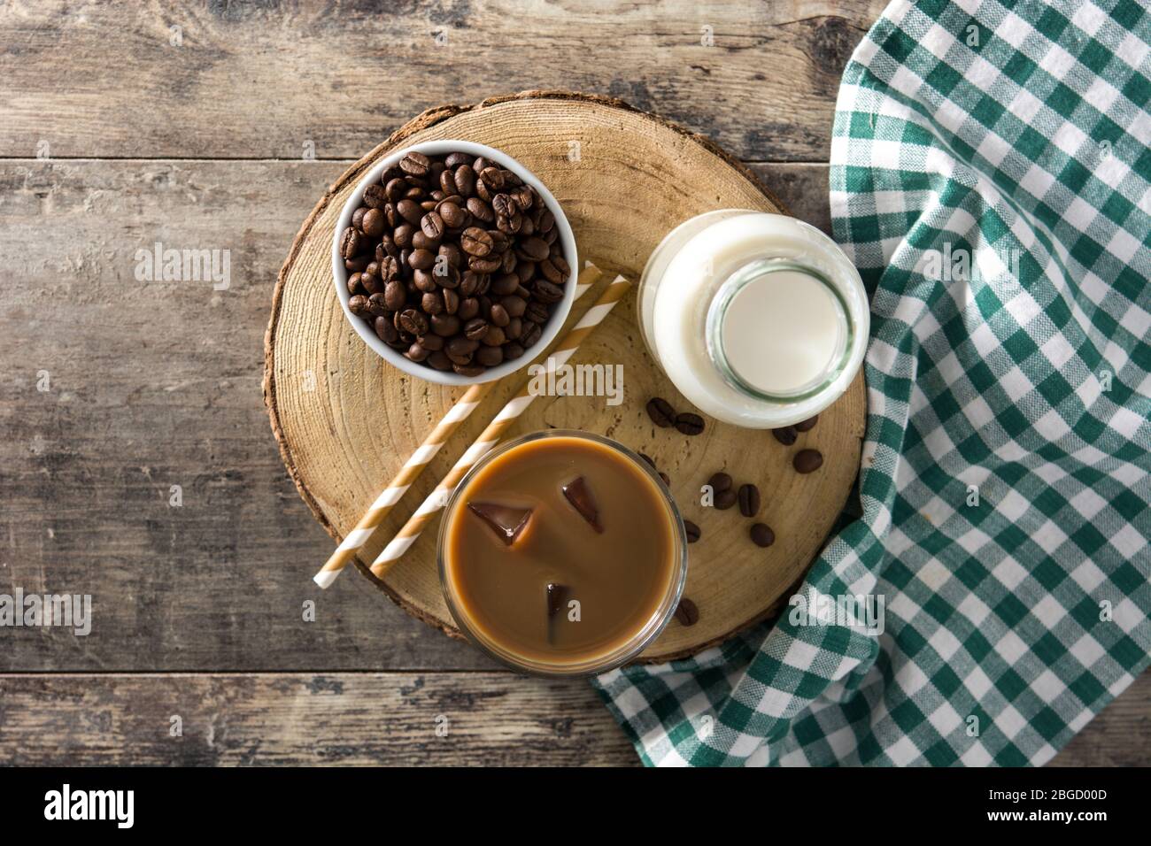 Caffe latte top view hi-res stock photography and images - Alamy