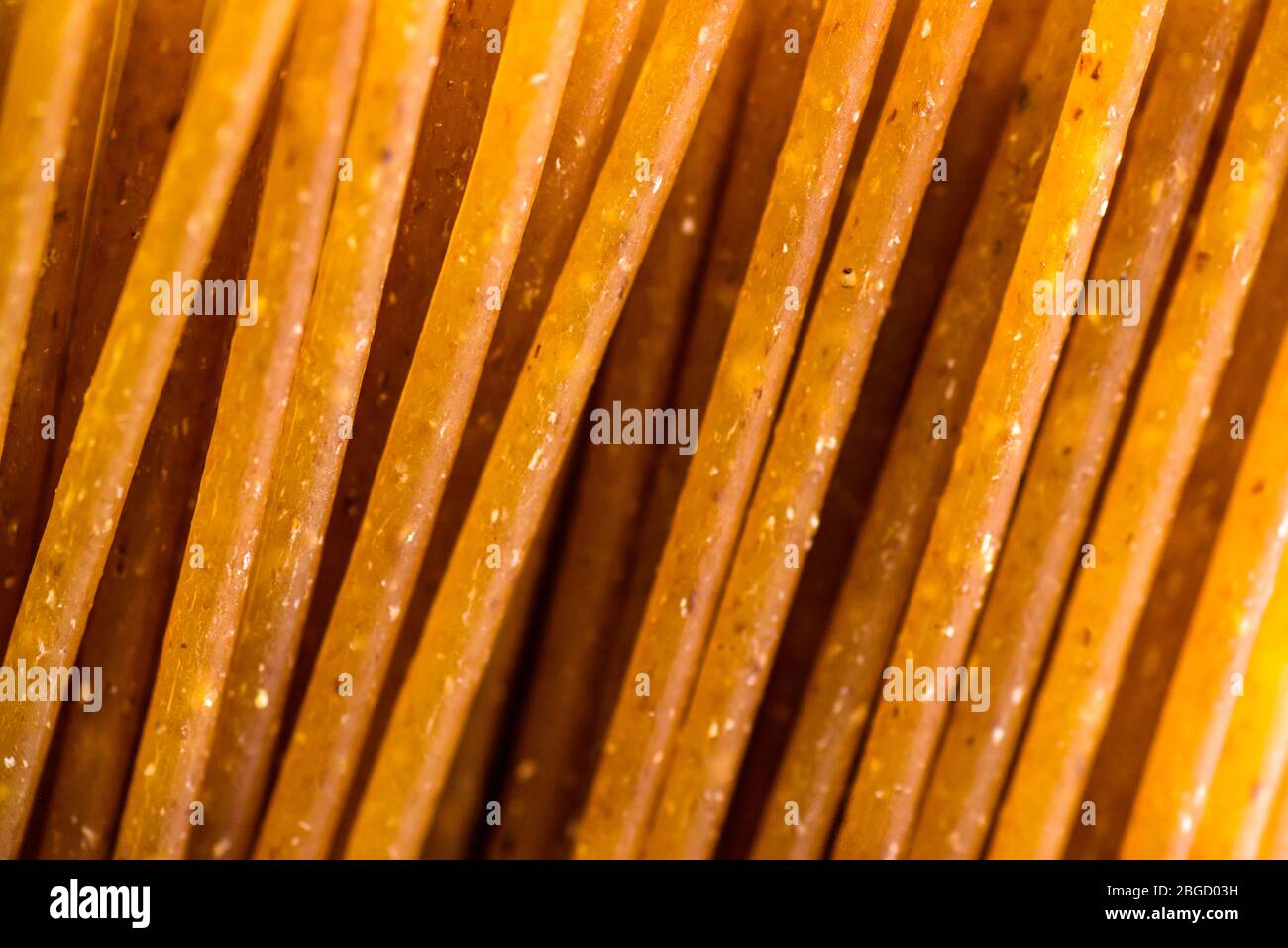 raw durum spaghetti background close up shot Stock Photo - Alamy