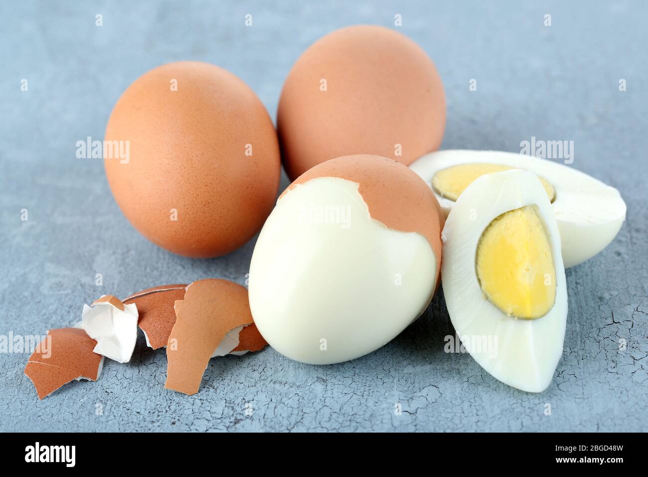 Hard boiled egg yolk grey hi-res stock photography and images - Alamy