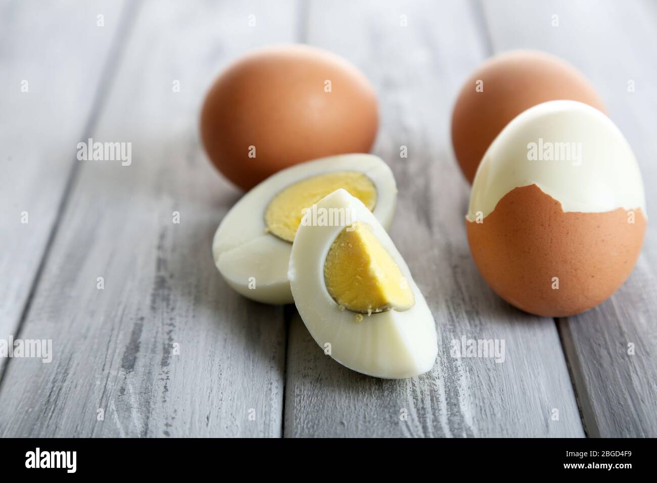 Hard boiled egg yolk grey hi-res stock photography and images - Alamy