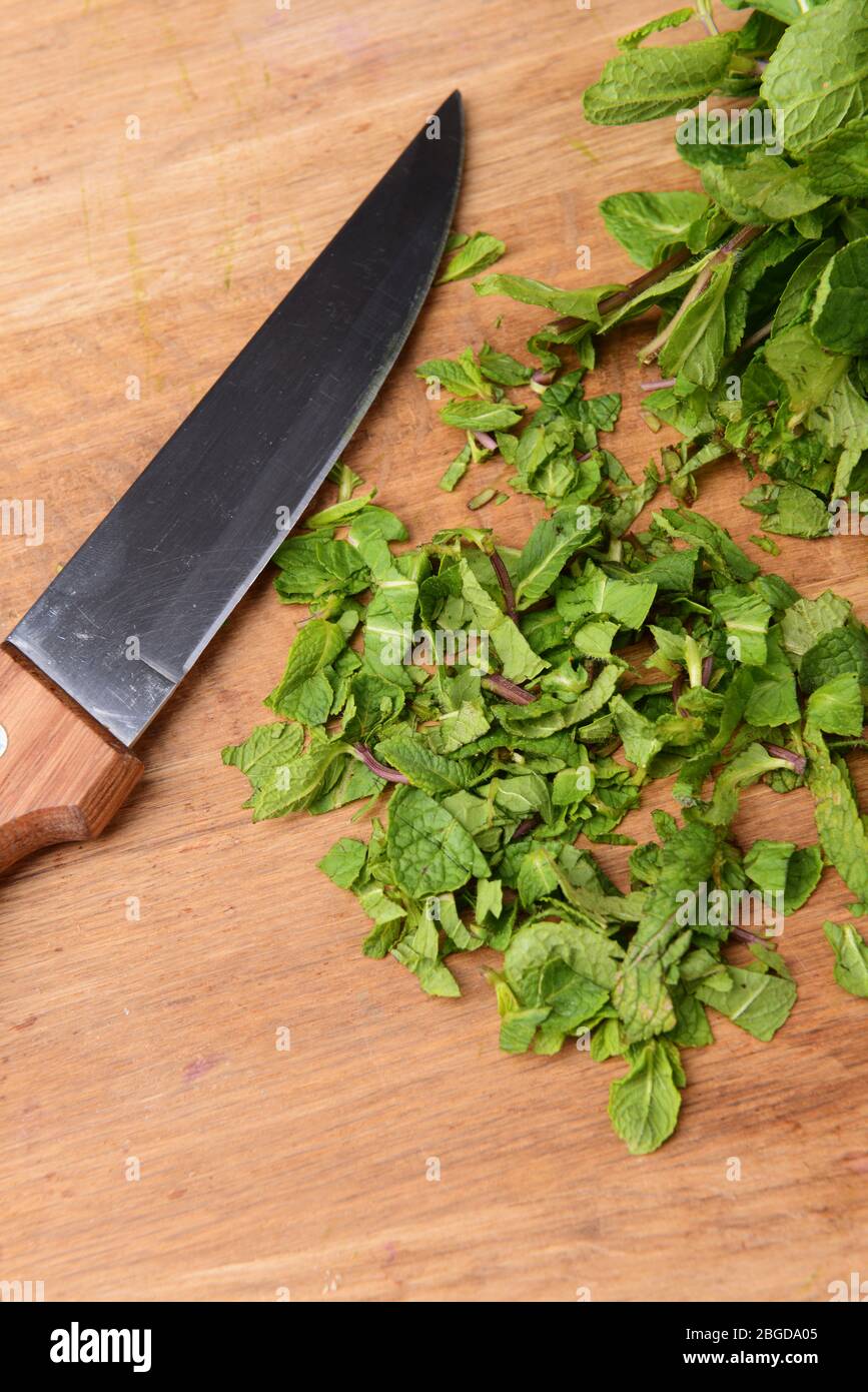Chopped mint hi-res stock photography and images - Alamy