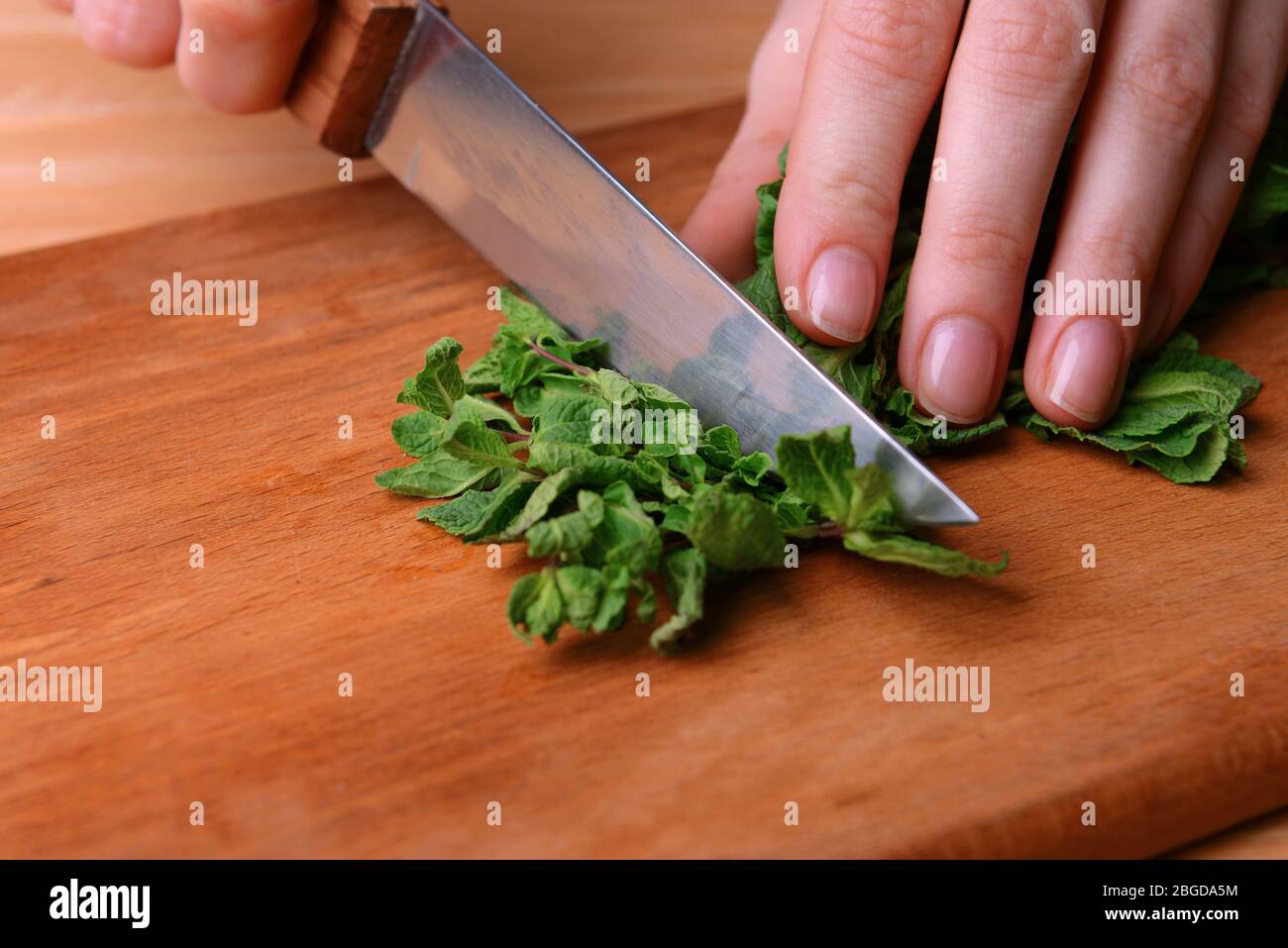 Chopped mint hi-res stock photography and images - Alamy
