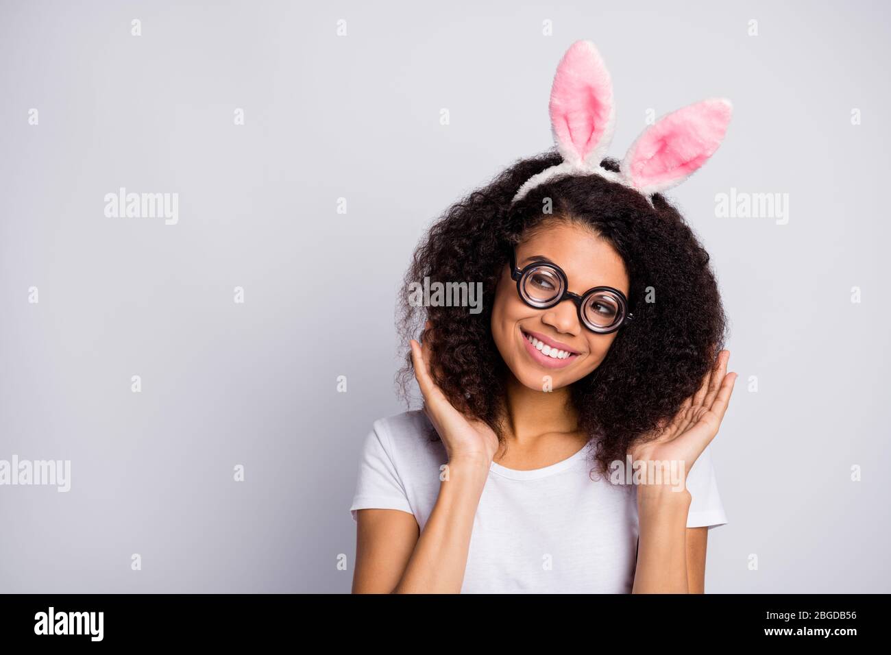 Closeup photo of beautiful funny dark skin lady adorable smile check ...